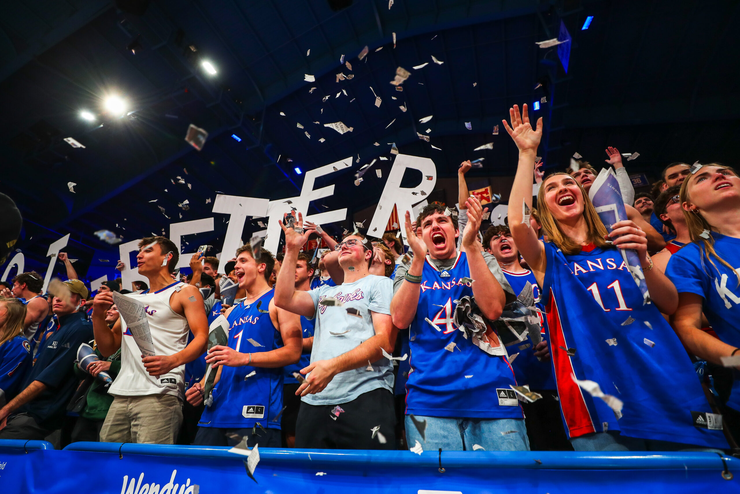 Fieldhouse crowd creates intense environment, helps boost KU to win ...
